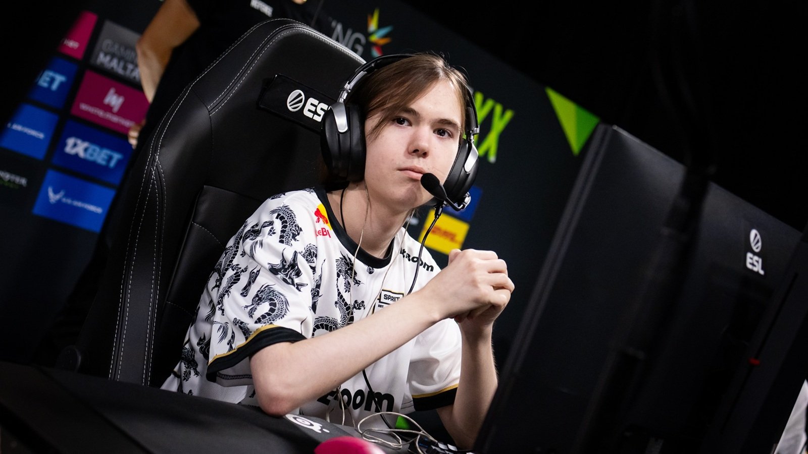 ドンクは彼のヤギを明らかにします：「彼は私にCSを真剣にプレーするように促しました」 - BUFF.PLUS